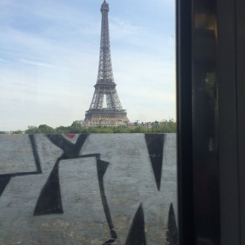 Real Life Paris Graffiti and the Eiffel Stock Photo - Image of eiffel ...
