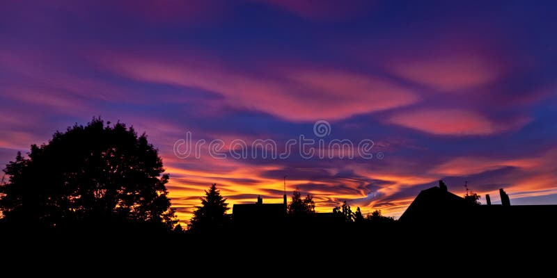 Real milano sunset stock photo. Image of twilight, cloudscape - 103483784