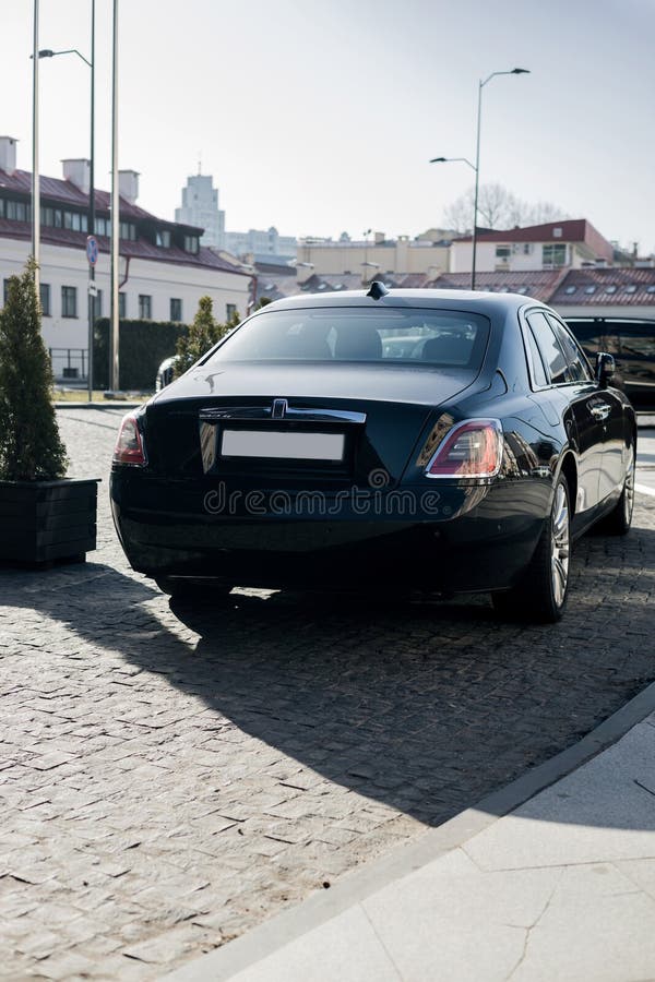 Rear View on Expensive Rolls Royce Editorial Photography - Image of ...