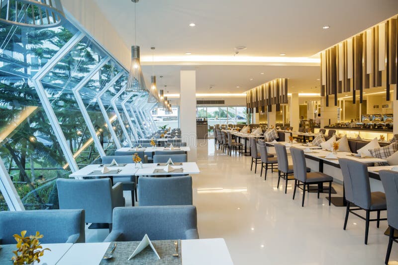 Reataurant editorial image. Image of lights, chef, luxury - 80585175