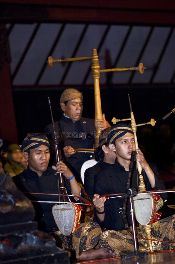 Rebab editorial image. Image of solo, classic, string - 17208015