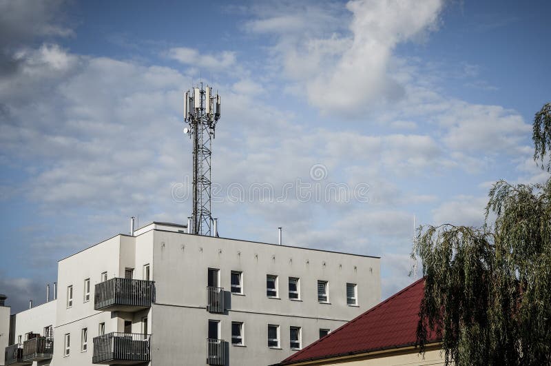 Receiver editorial photo. Image of architecture, modern - 79126061
