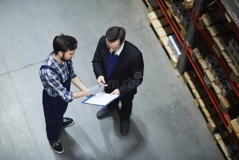 Warehouse Receiving Stock Images - Download 1,825 Royalty Free Photos