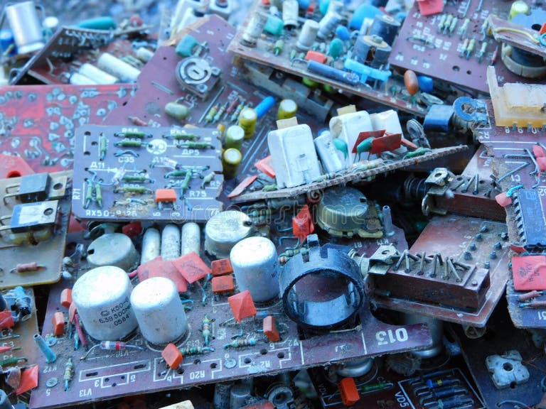 Reception of Old Printed Circuit Boards from Electronics and Computer ...