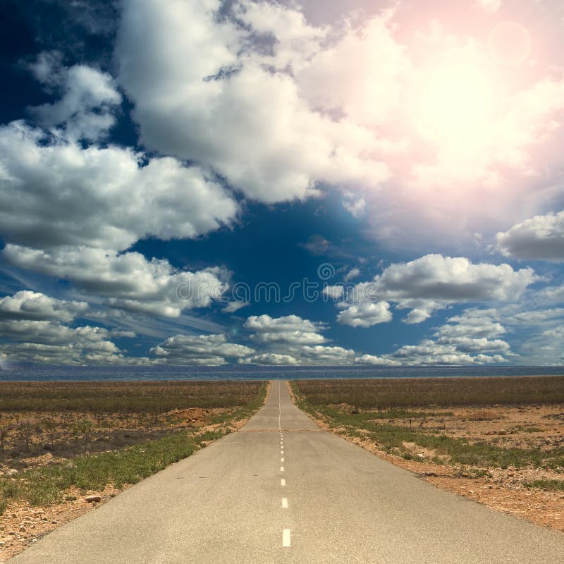 Recht pad vooruit stock foto. Image of achtergrond, open - 6624566