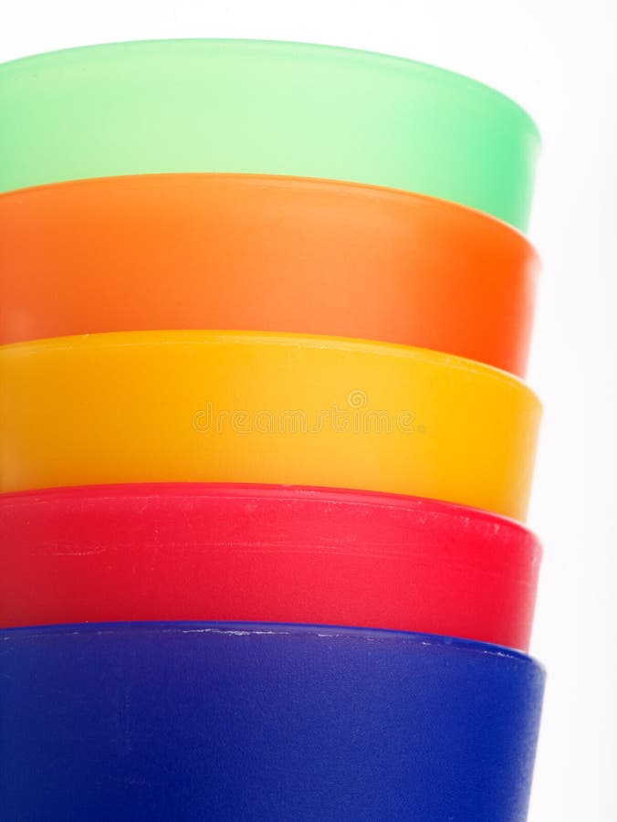 Recipienti Di Plastica Impilati Fotografia Stock - Immagine di rosa ...