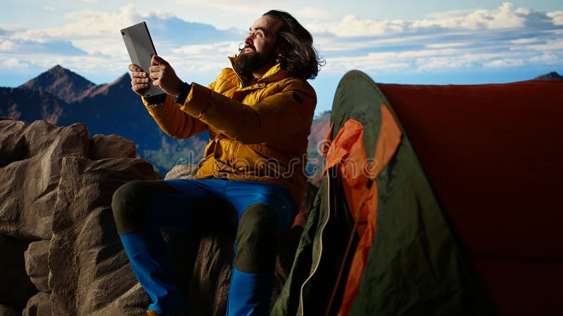 Reckless Explorer Struggling with Wind and Weak Signal Keep Internet ...