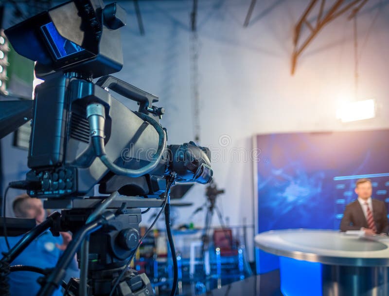 The Newsroom editorial photo. Image of freshman, moment - 136421111