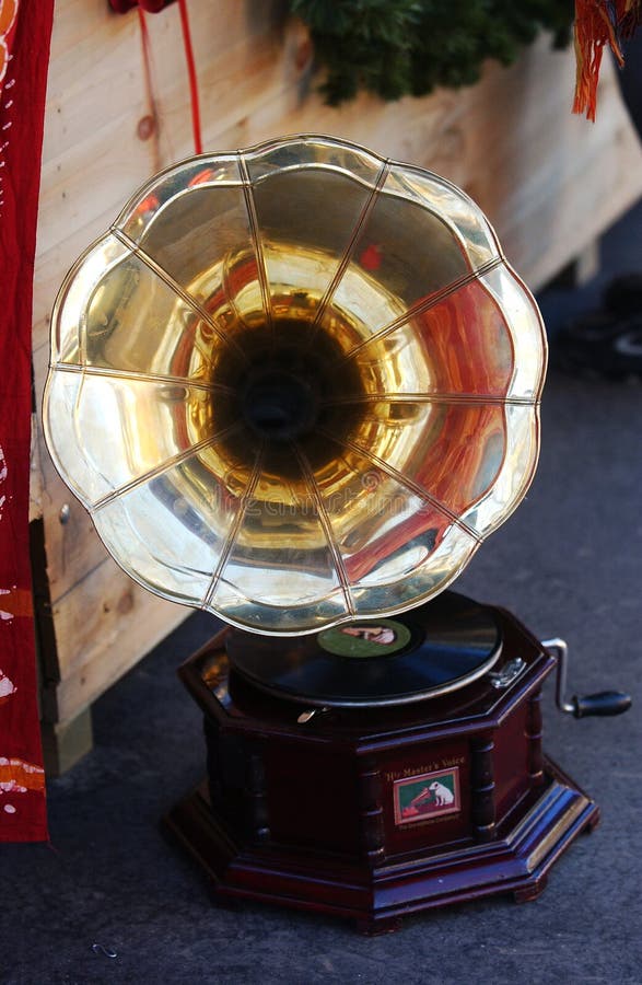 Phonographe stock photo. Image of gramophone, indoors - 172899370