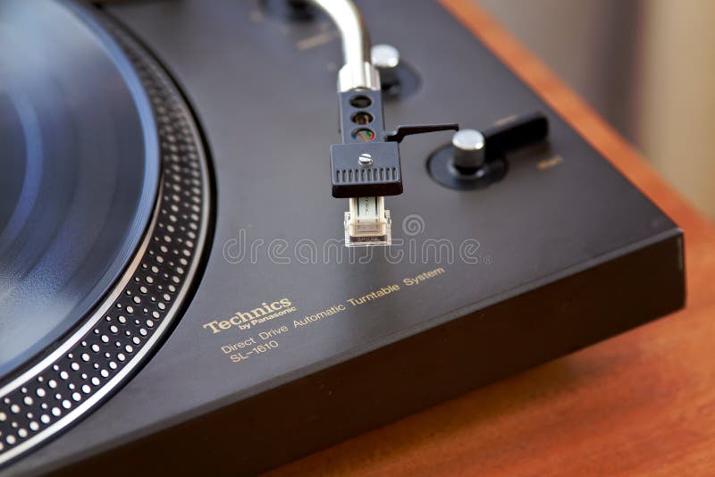 Record Player Tonearm Headshell Closeup Editorial Photography - Image ...