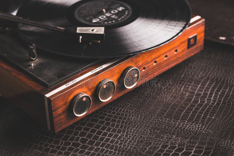 Record Player with Vinyl Disc on Table in Room Editorial Photo - Image ...