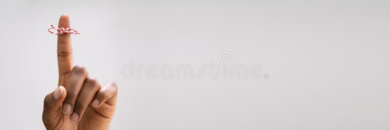 Recordar Una Cosa Importante En El Dedo Imagen de archivo - Imagen de ...