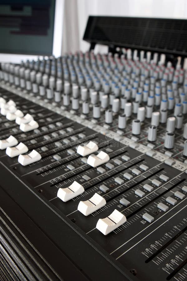 78+ Recording studio console Free Stock Photos - StockFreeImages