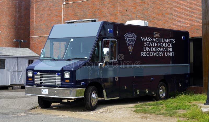 Recovery Unit editorial photography. Image of rescue - 26549827