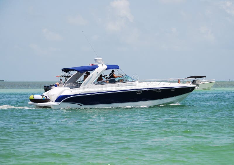 Recreational motor boat stock image. Image of power, blue - 2947815