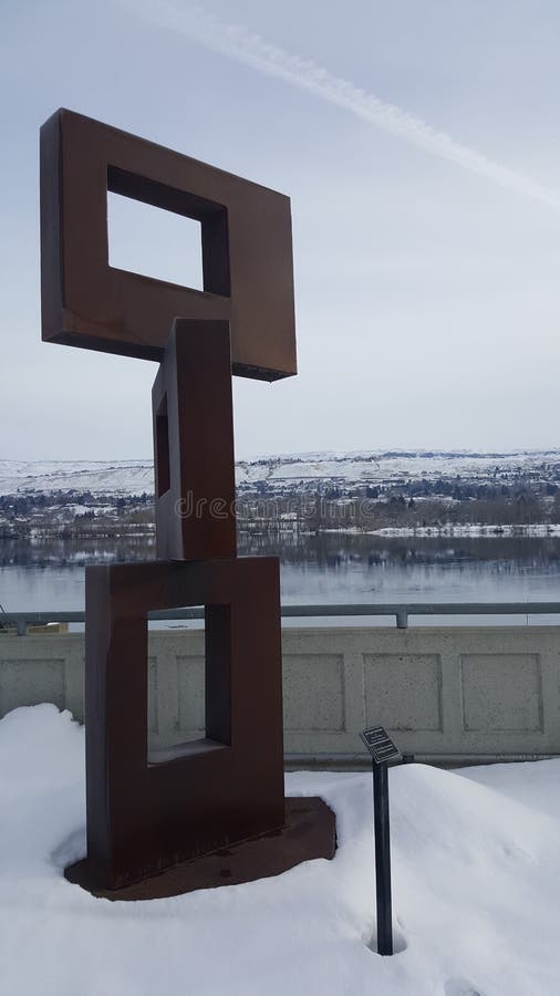 Rectangle sculpture editorial stock photo. Image of sculpture - 86038673