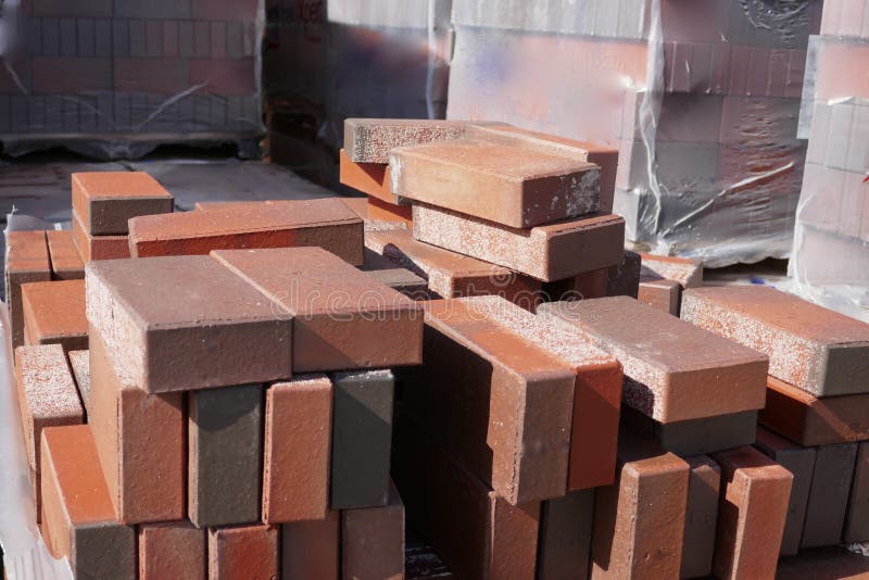 Rectangular Red Paving Stones in the Building Materials Trade for Sale ...
