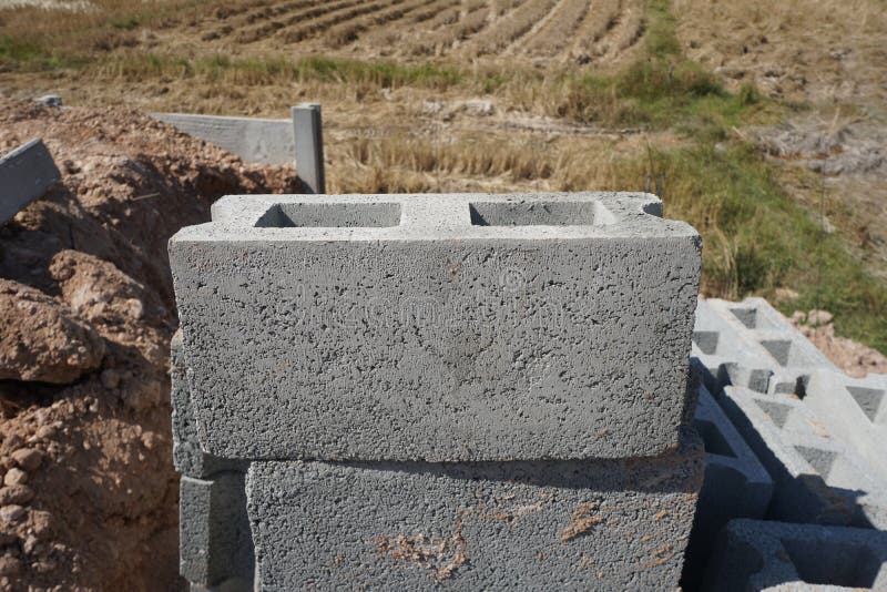 168 Large Rectangular Concrete Block Wall Stock Photos - Free & Royalty ...