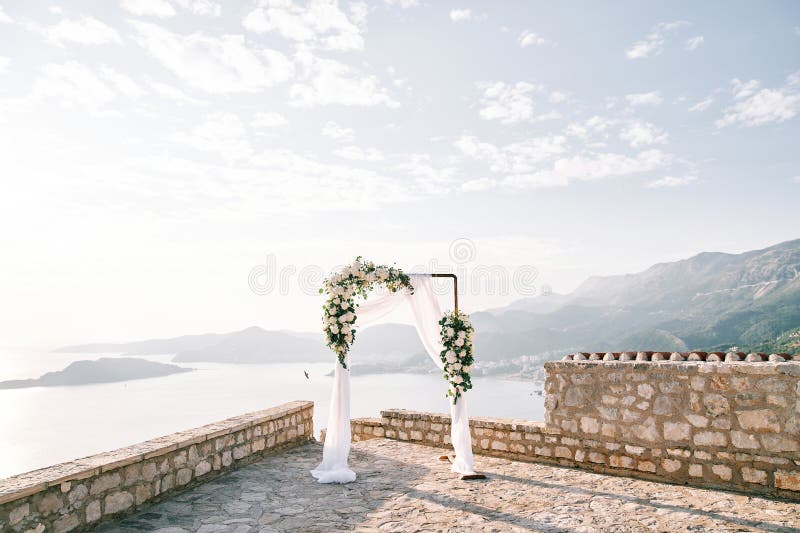 Rectangular Wedding Arch Stands on an Observation Deck in the Mountains ...