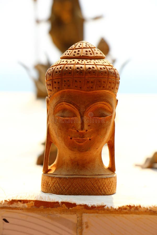 Recuerdo De La Cabeza De Buda Madera La India Imagen de archivo ...