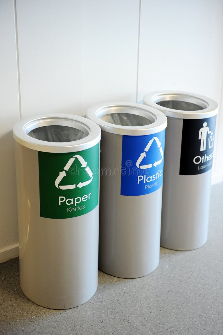 440,849 Recycle Bottlesetti Stock Photos - Free & Royalty-Free Stock ...