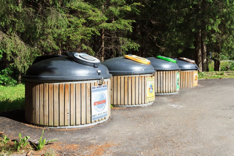 Welsh Recycling Bins editorial photography. Image of service - 258095362