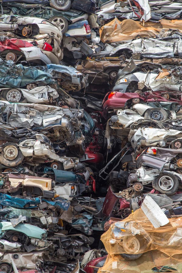 Recycle cars editorial image. Image of ready, processing - 51291860
