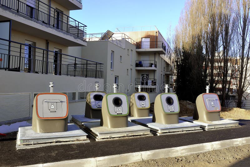 Household refuse stock image. Image of boxes, discarded - 18031723