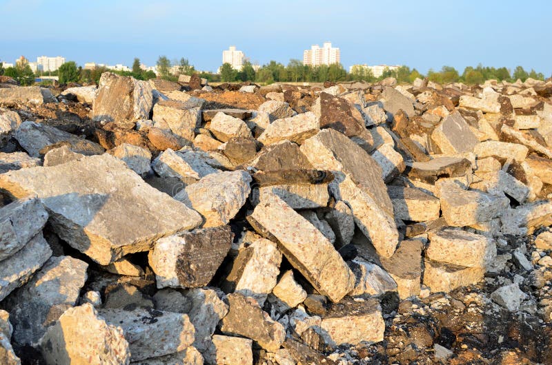 Recycling and Reuse Crushed Concrete Rubble, Asphalt, Building Material ...