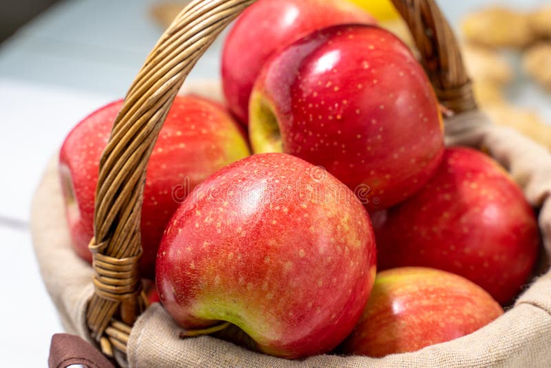 Red apples in a basket stock image. Image of green, fresh - 192673345