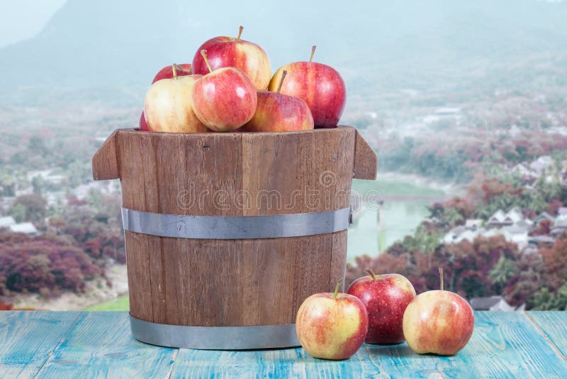 Red Apples In Wooden Bucket Stock Image - Image of many, fruit: 21946141