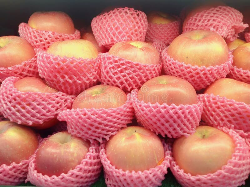 Red Apples in a Supermarket Shelf Stock Photo - Image of plastic, food ...