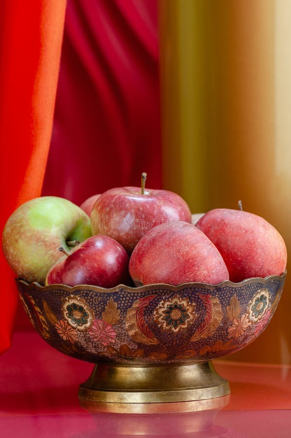 Red Apples in a Vase in Oriental Style on a Stylish Background Stock ...
