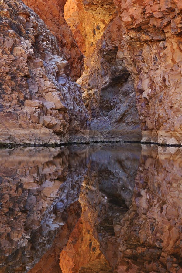 Redbank Gorge - Australia stock image. Image of australia - 10291769