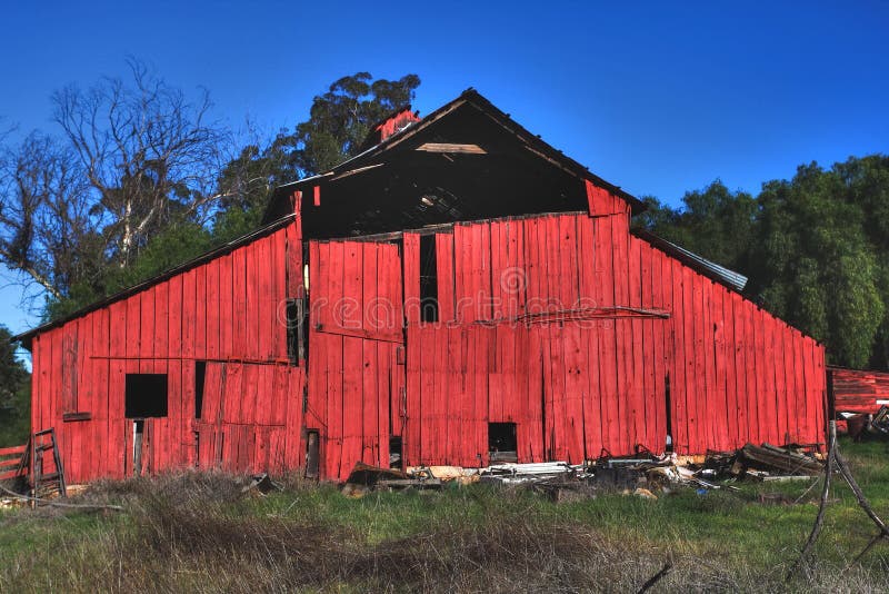 Red Barn stock image. Image of rural, lonesome, grain - 17127717