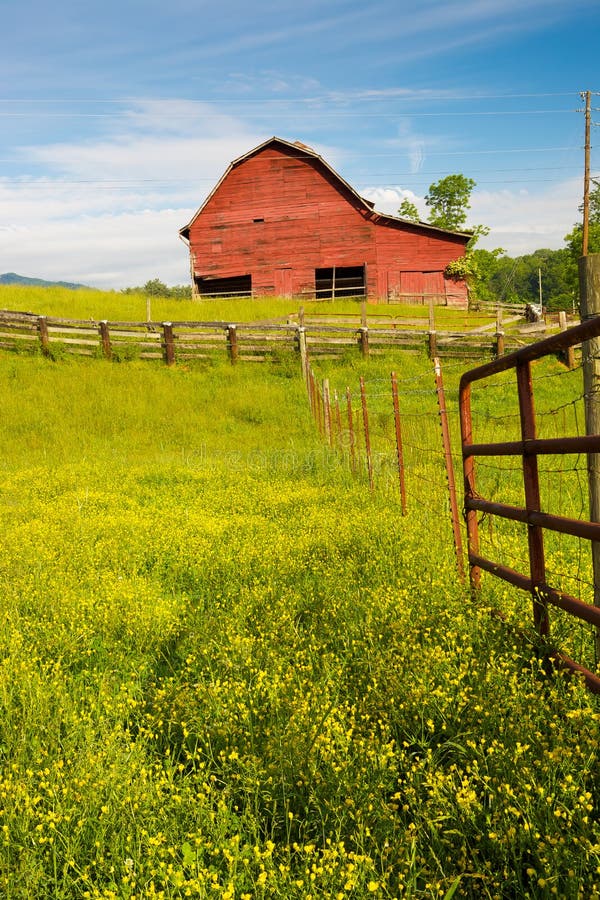 Red barn stock image. Image of wooden, white, perspective - 6230329
