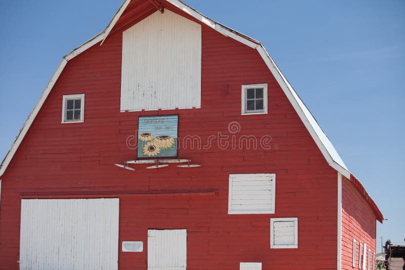 Red Barn editorial image. Image of historic, agriculture - 43122570