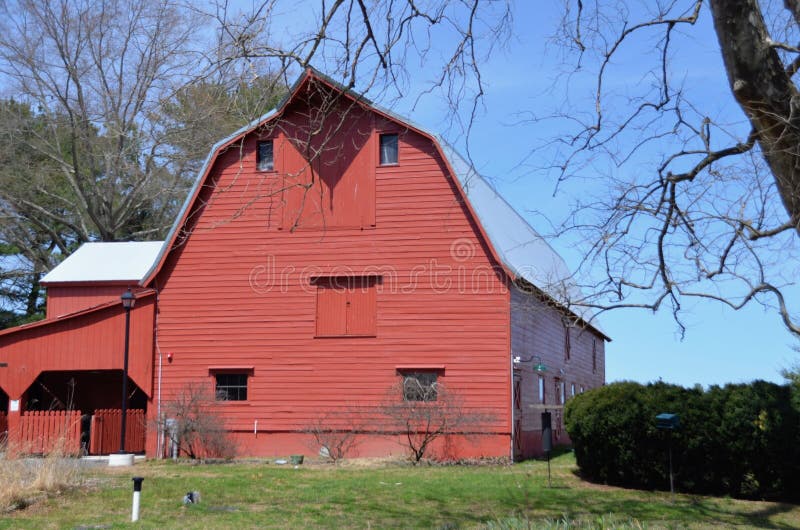 Red Barn stock photo. Image of wood, farming, loft, farm - 115393732