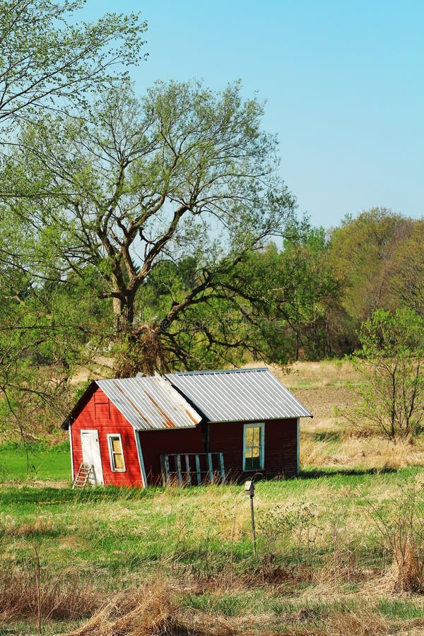 Red barn stock image. Image of barn, grass, clear, summer - 32325385