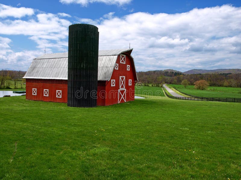 Red barn and silo stock image. Image of fall, quaint - 14399457