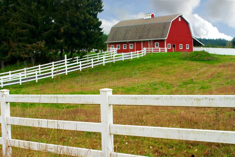 120+ White barn ranch Free Stock Photos - StockFreeImages
