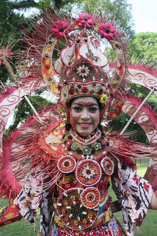 Red Batik editorial stock image. Image of creation, trends - 38311889