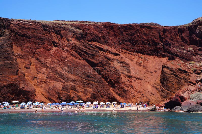Red Beach, Santorini editorial stock photo. Image of famous - 15811118