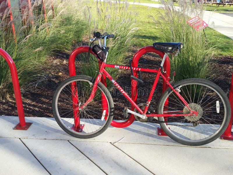 The red bicycle editorial image. Image of mess, bikerack - 62454835