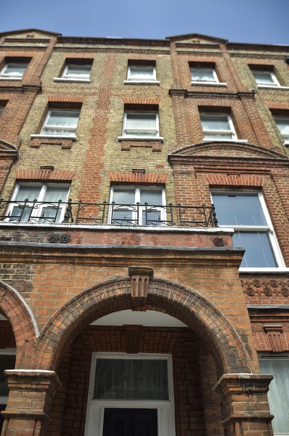 Red Bricks Houses in London, English Architecture Stock Image - Image ...