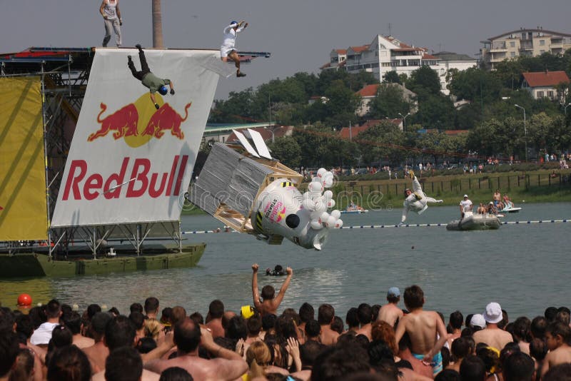 Red Bull Flugtag editorial photo. Image of water, serbia - 31807261