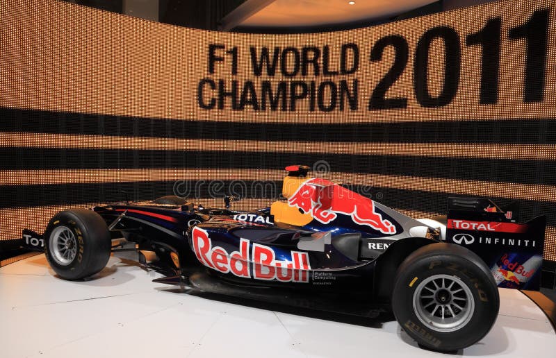 Red Bull Que Compite Con RB7 Renault Foto editorial - Imagen de deporte ...