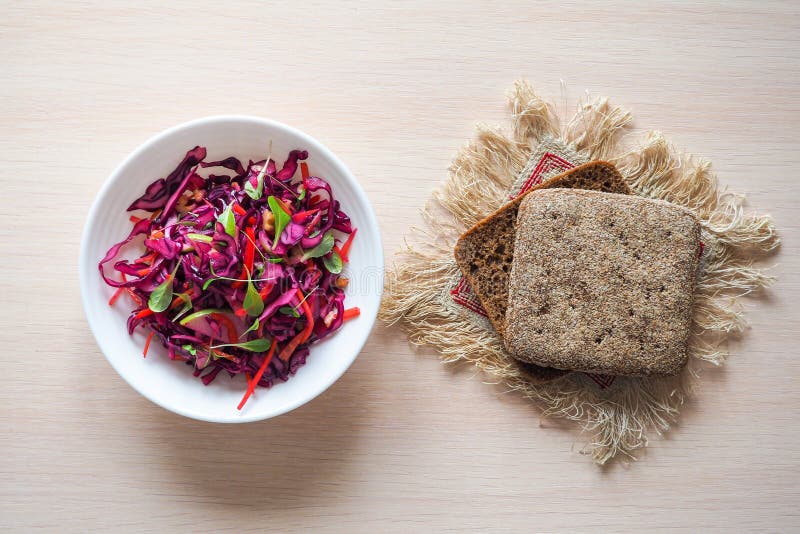 Red Cabbage Salad with Apples and Pecan Nuts for Christmas Dinner ...