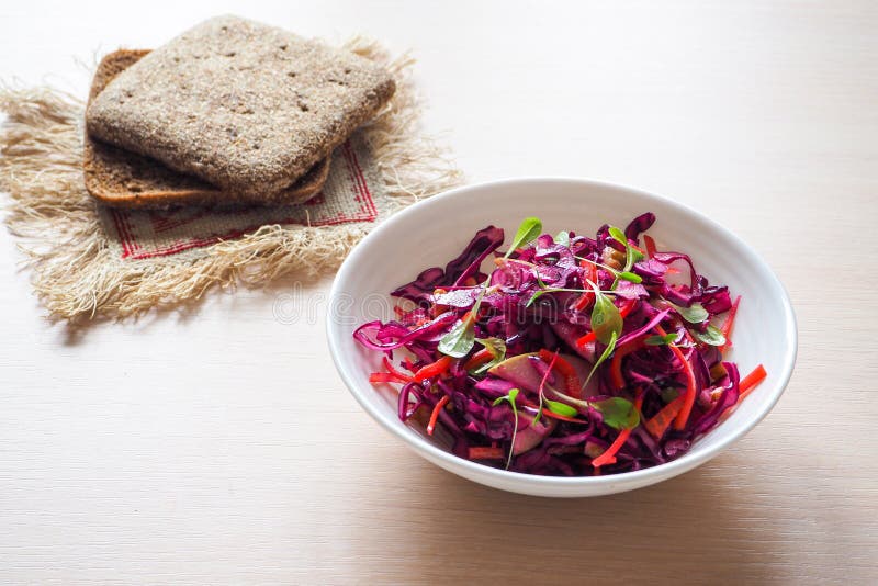 Red Cabbage Salad with Apples and Pecan Nuts for Christmas Dinner ...