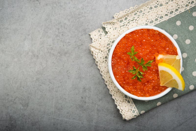 Red Caviar with Slice Lemon Stock Photo - Image of bowl, meal: 111398920